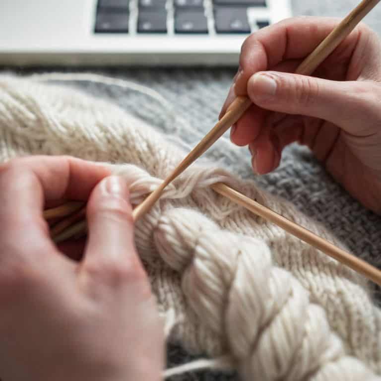 A Guide on How to Knit Stockinette Stitch - Weaves & Knits